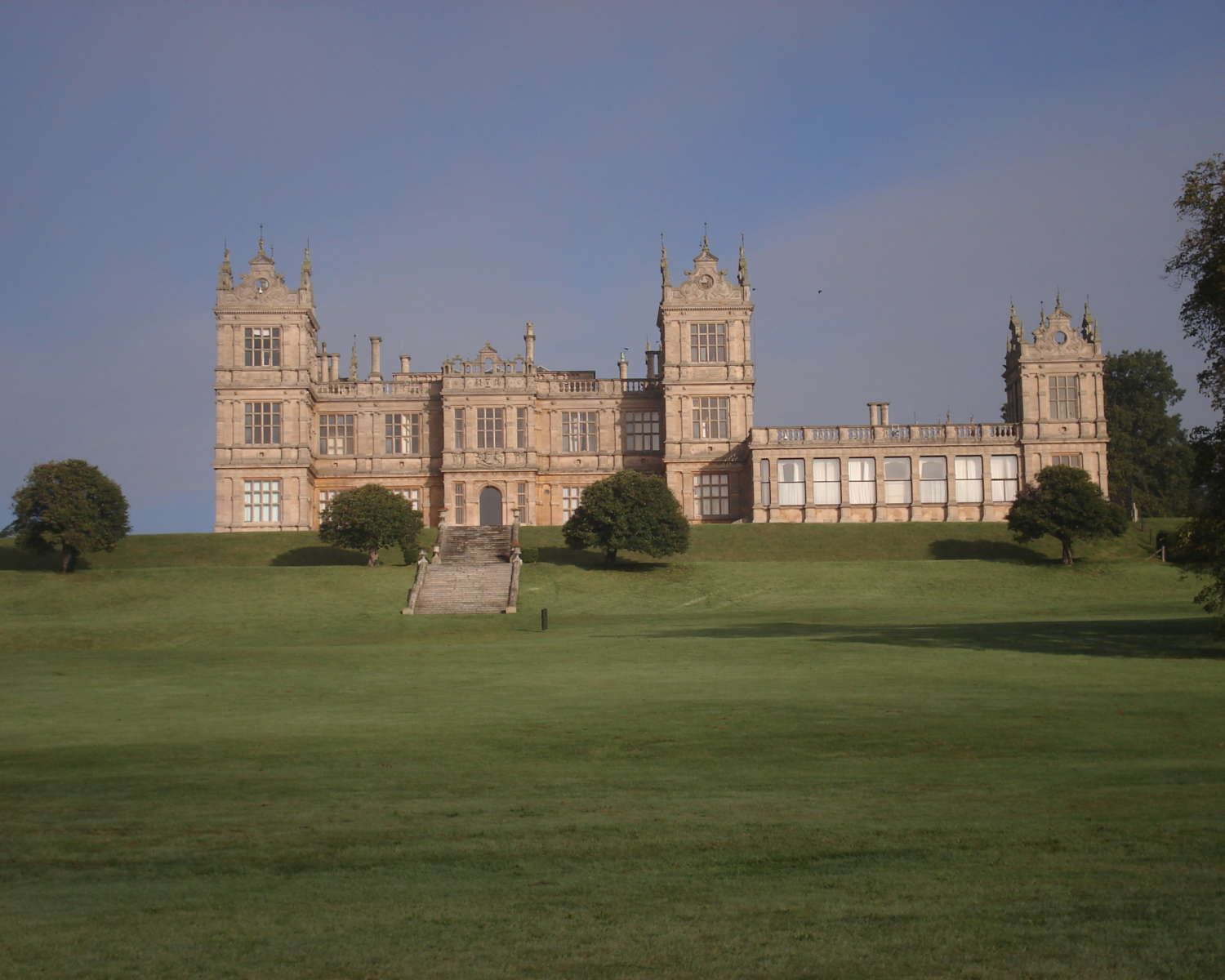 Mentmore Towers - Packman Lucas